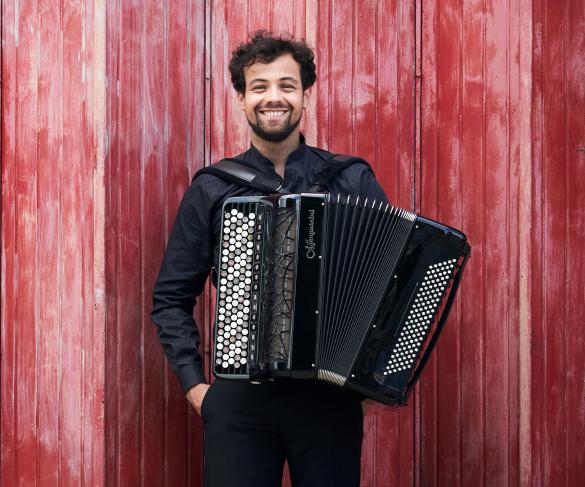 Accordionist Samuele Telari shares story of lockdown in Italy | Lark Music